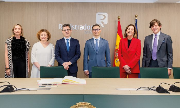 La transformación digital del sistema registral español - Revista ...